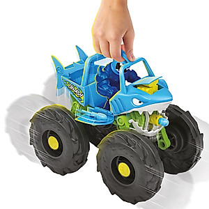 Heroes of Goo Jit Zu "Stretch and Strike Thrash Mobile! Vehicle with Missile Launcher and Stretchy, Goo Filled Exclusive Race Suit Thrash.