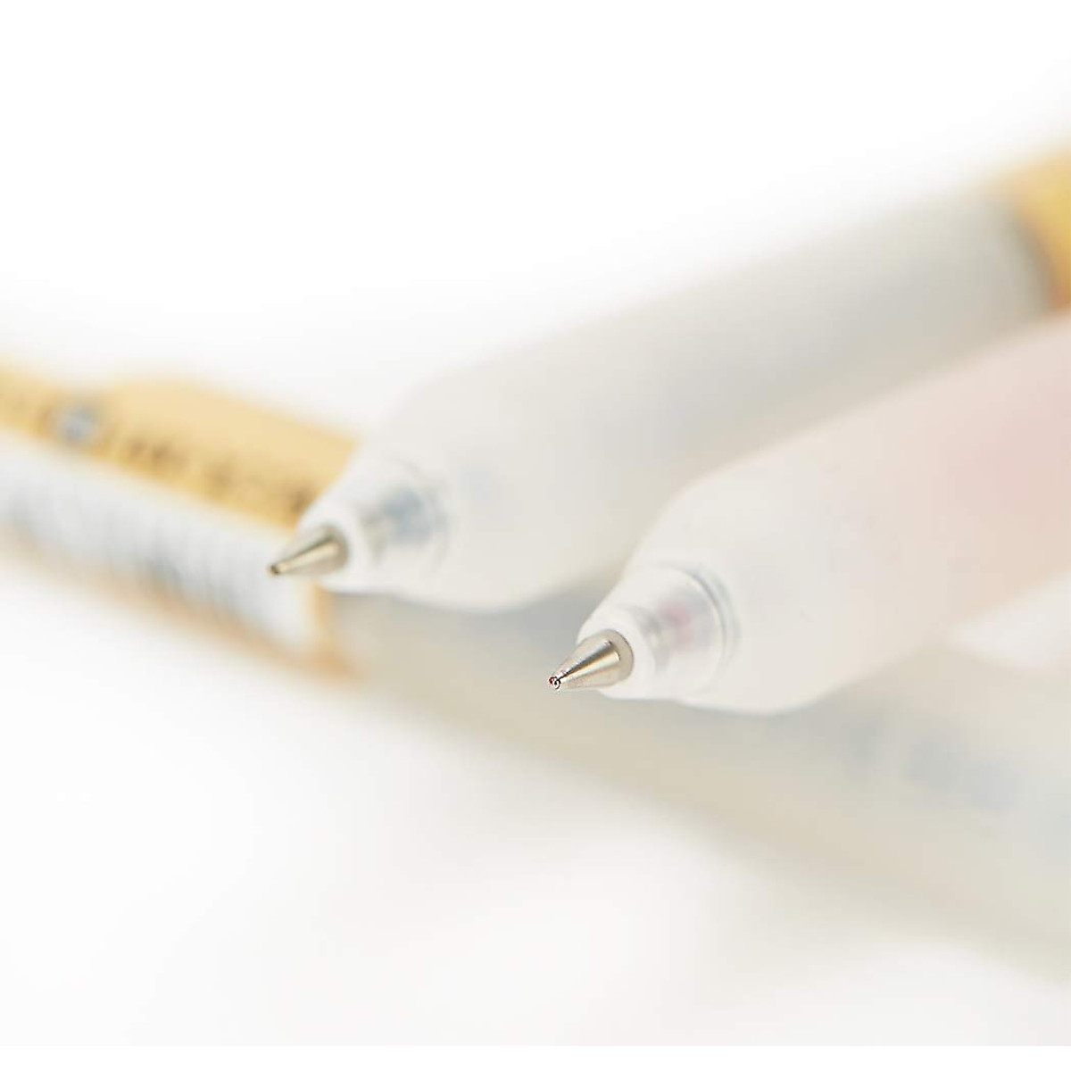 czxwyst X97 Retractable Gel Ink Pens 0.5mm Fine Point (Black Color 12-Pack)