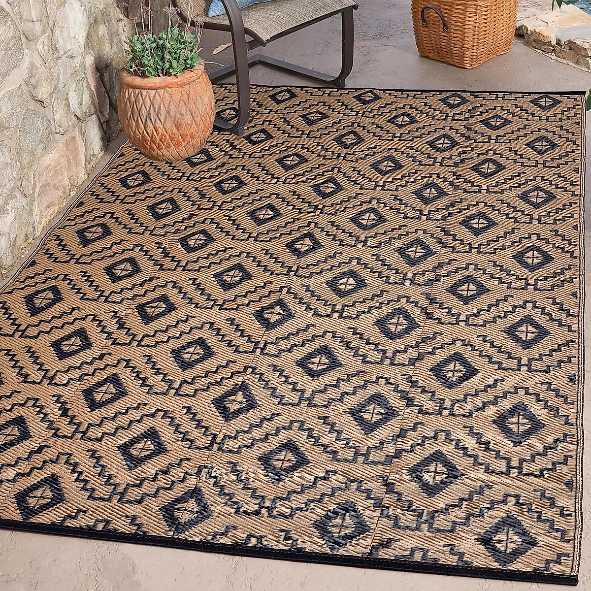Outdoor Rugs - Reversible Mats, 5'x8' Plastic Straw Rug for Patio Clearance Waterproof, Indoor Outdoor Area Rug Carpet for Outside, RV, Deck, Picnic, Beach, Trailer, Camping(Black & Brown)