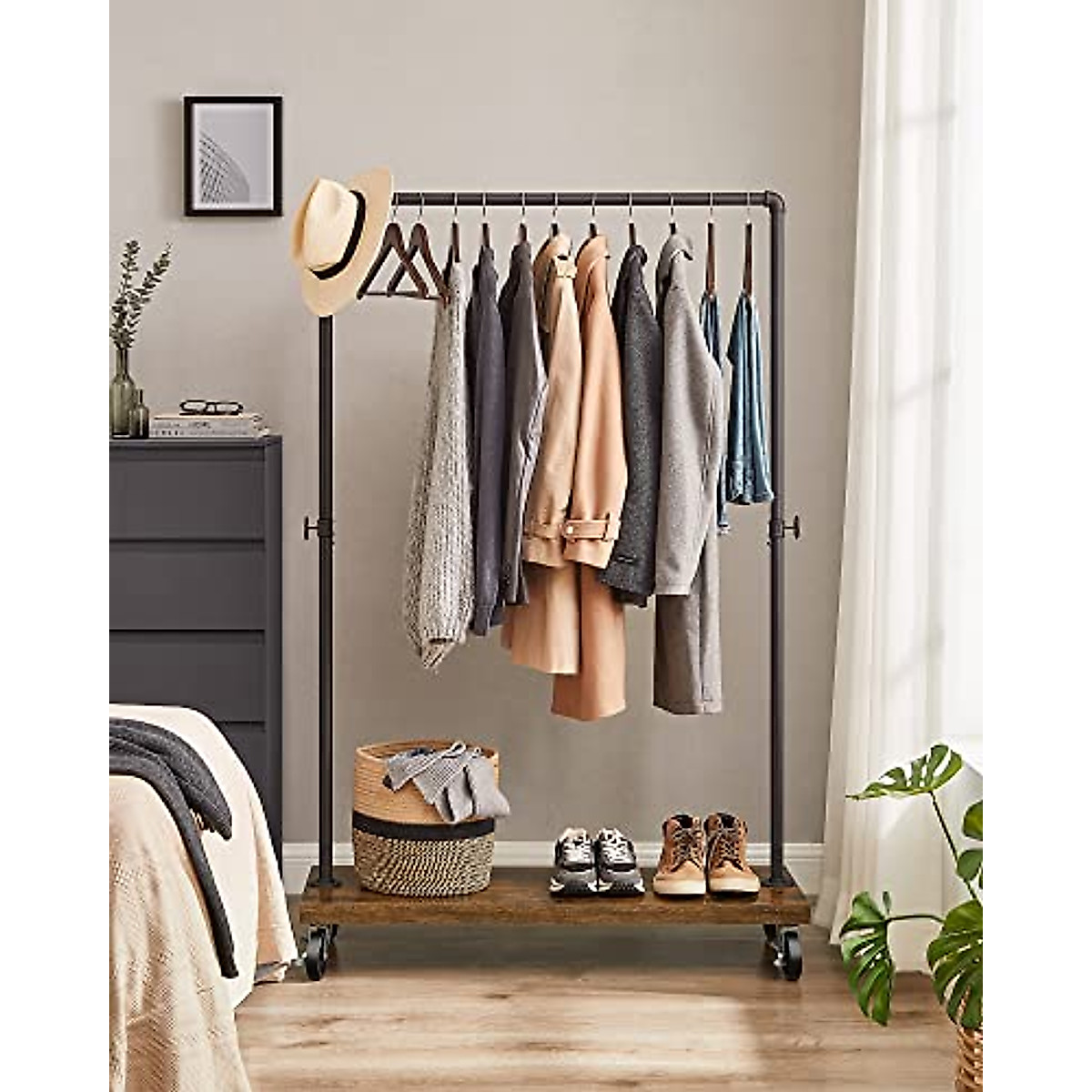 VASAGLE Clothes Rail for Bedroom, Heavy-Duty Clothes Rack, Industrial Pipe Rolling Garment Rack with Shelf, Top Rail Max. Load 90 kg, Laundry Room, Retail Store, Rustic Brown and Black HSR65BXV1