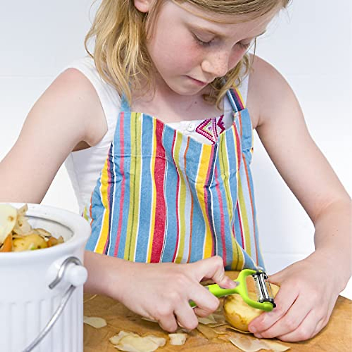 DEFUTAY Vegetable Peeler - Potato Peelers for Kitchen 3-in-1 Kitchen Peeler Ultra Sharp Stainless Steel Peeler for Vegetable, Potato, Cucumber, Carrot, All Fruits & Veggies (Green)