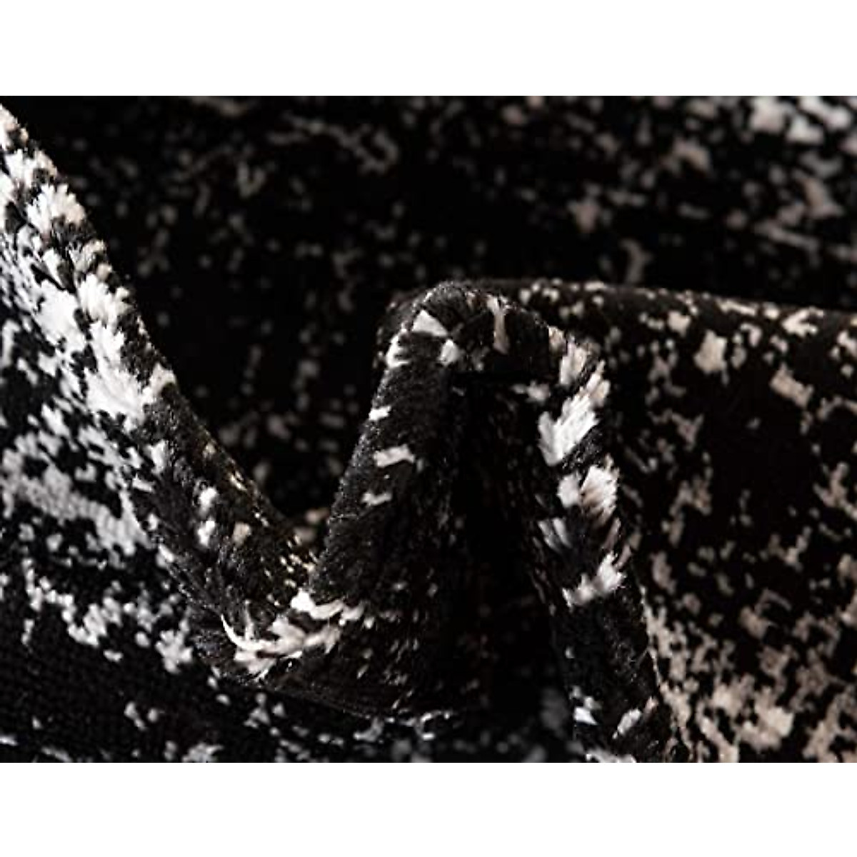 Unique Loom Sofia Collection Area Rug - Casino (5' 1" x 8' Rectangle, Black/ Ivory)