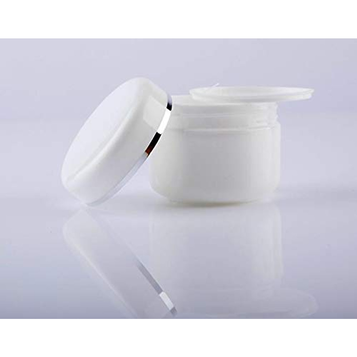 8 Oz (250ml) White Plastic Cosmetic Jars with Inner Liners and Dome Lids Refillable Make-up Cosmetic Containers Pot Case for Scrubs Oils Salves Creams Lip Balm Lotions Nail Accessories Pack of 6