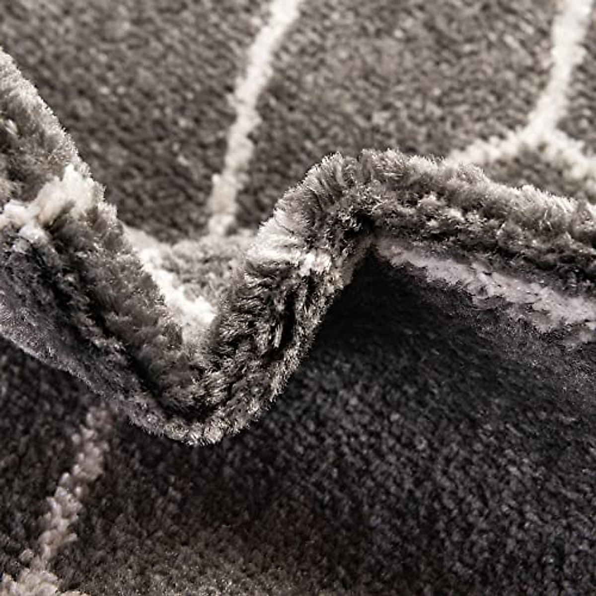 Unique Loom Trellis Frieze Collection Area Rug - Geometric (2' x 8' 8" Runner, Dark Gray/ Ivory)