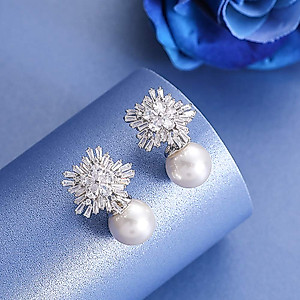 925 Sterling Silver Cubic Zirconia Stud Earrings for Women, Snowflake Pearl Rhinestone Earrings Luxury Bridal Flower Fashion Jewelry