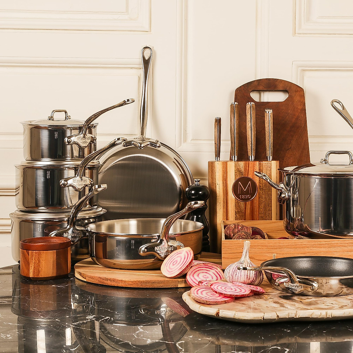 Mauviel M'Cook 5-Ply Polished Stainless Steel Frying Pan With Cast Stainless Steel Handle and Lid, 11-in, Made In France