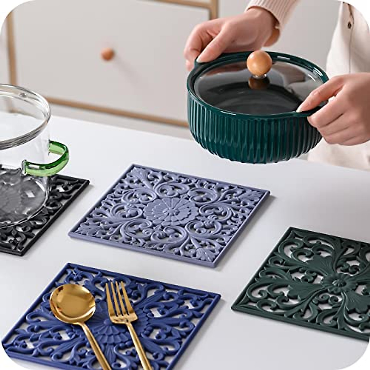 Silicone Trivets Mats-Trivets for Hot Dishes, Table, Countertop, Non-Slip Heat Resistant Modern Kitchen Trivets,Teapot Trivet - Flexible Trivet Square, Hot Pads for Pots & Pans of 3 Black