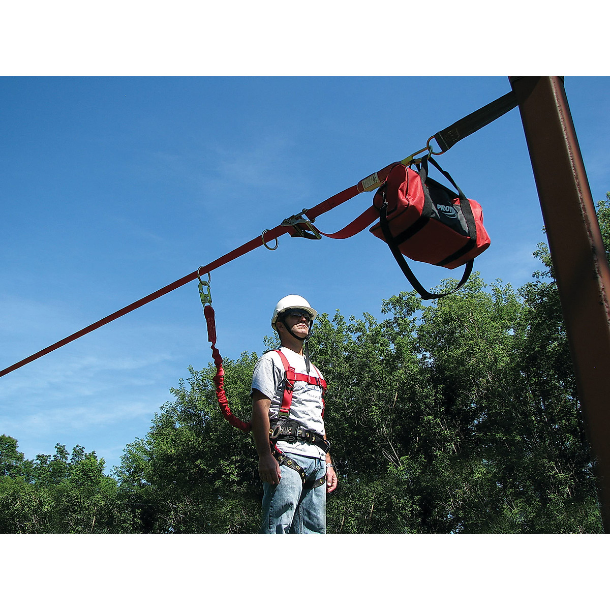 3M Protecta PRO-Line 1200101 3M Protecta 60' Horizontal Lifeline System with Two 6' Tie Off Adaptors and Carrying Bag, Color Red