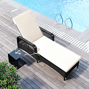 Outdoor Patio Pool PE Rattan Wicker Chair Wicker Sun Lounger, Mesh Design and Graceful Curve，Adjustable Backrest，Suitable for Patio, Poolside, Beach and Other Sunbathing Places (Beige)