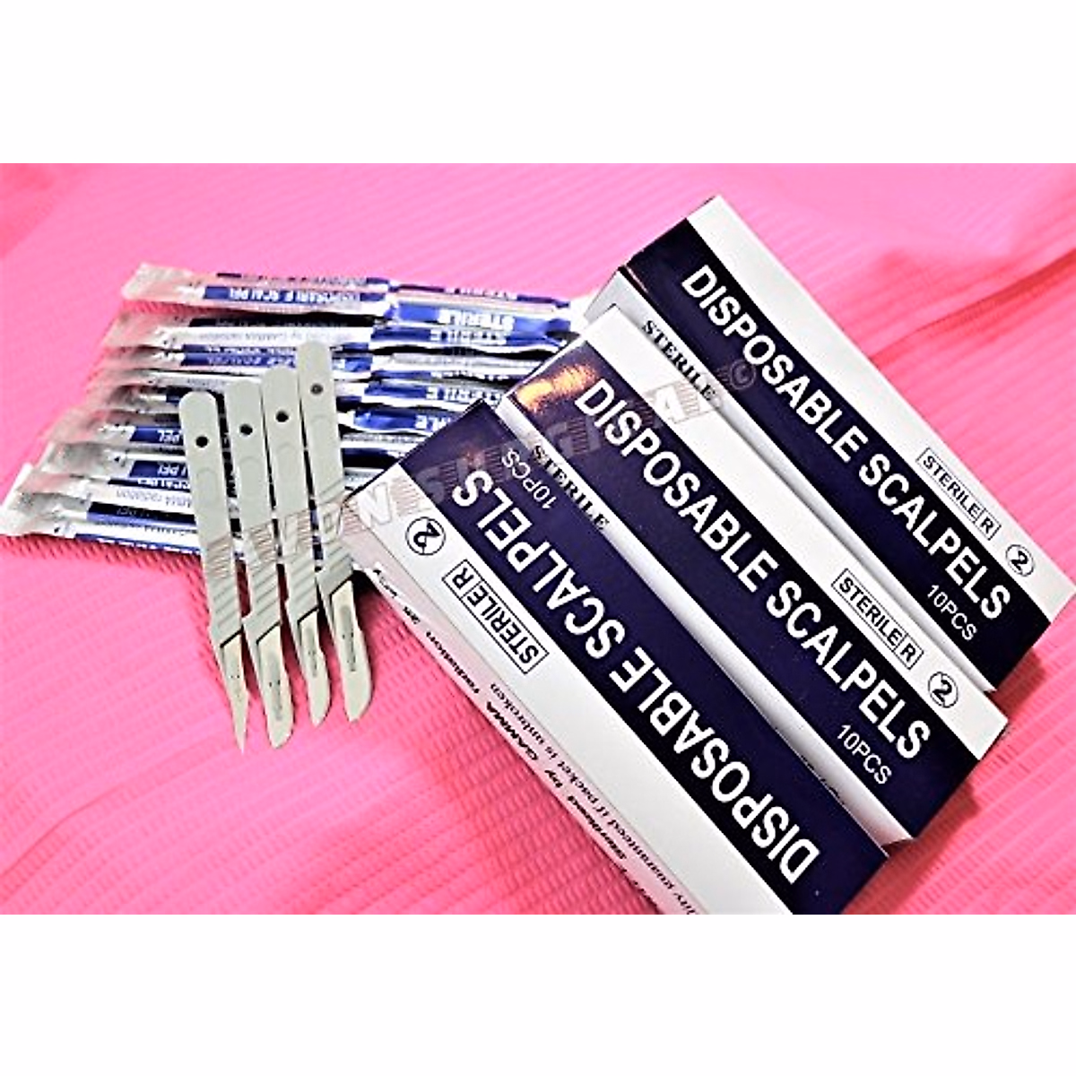 40 EA Disposable Scalpel Blades No.10#11#20 & #21 with Plastic Handle – Suitable for Dermaplaning, Crafts, Medical/Surgical Instruments/Equipment and More – Sterile and Individually Foil Wrapped