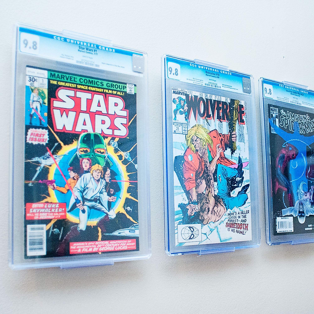 CollectorMount Comic Mount 5 Pack, Comic Book Shelf Stand or Wall Mount Display, Invisible and Adjustable