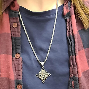 NIGHTCRUZ Witches Knot Necklace, Celtic Knot Pendant with Triquetra Trinity