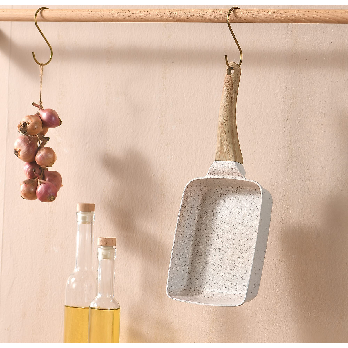 Zalnuuk Tamagoyaki Pan, Nonstick Japanese Omelette Pan, Rectangle Egg Roll Pan with Detachable Anti Scalding Handle for All Stove, 7.5" x 5.5", Cream White