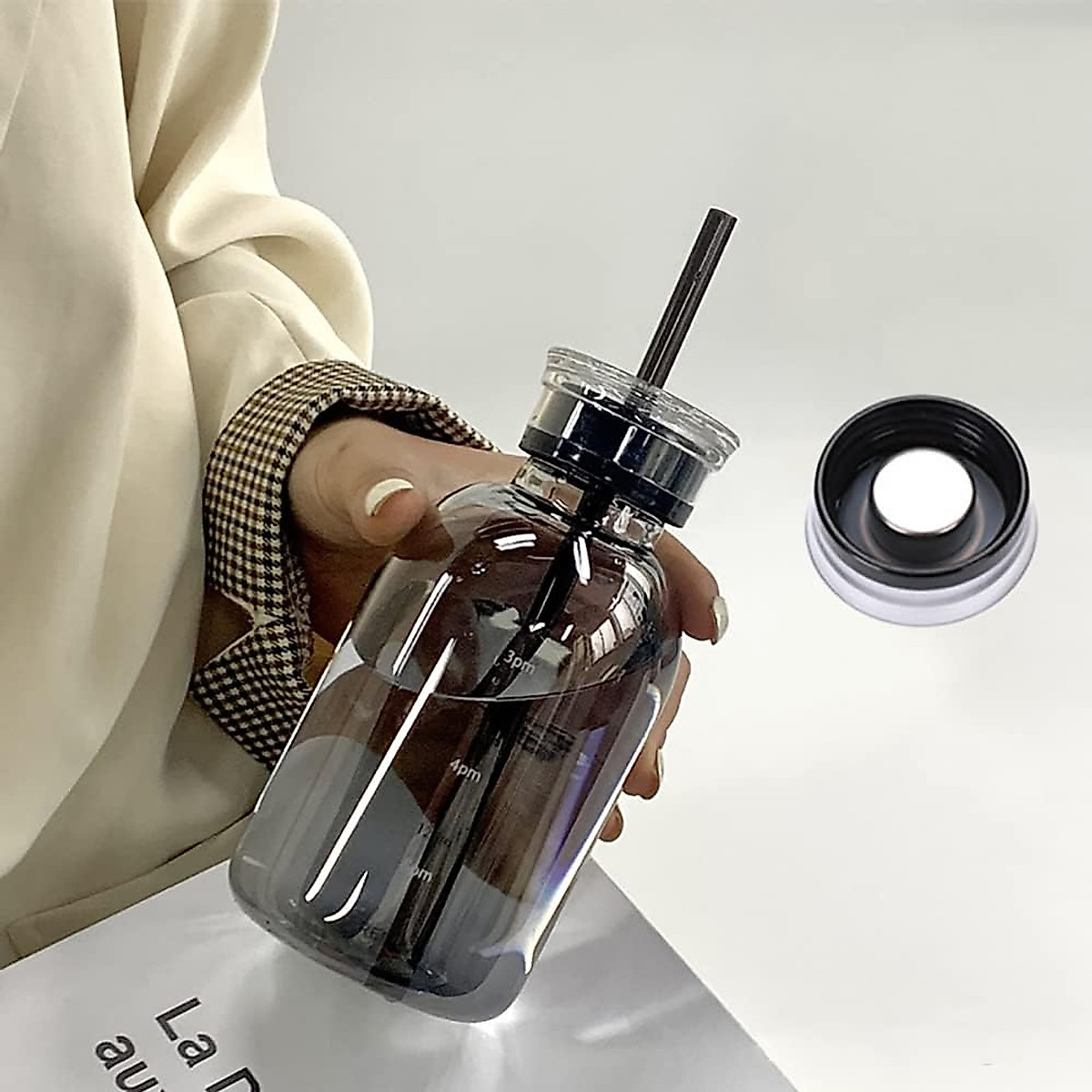 550ml Milk Juice Cute Water Bottle Portable Transparent Gray Water Cup Glass Bottles Creative Handy Cup with Scale Straw 2 Lids Aesthetic Cute Water Bottles