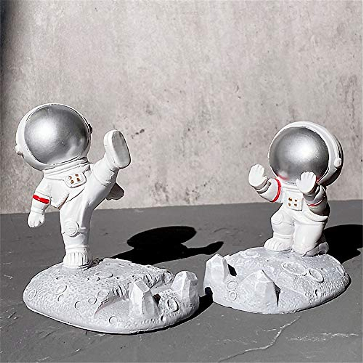 YAKVOOK Unique Cute Cell Phone Stand Car Holder Cool Fun 3D Cartoon Astronaut Design Mobile Phone Tablet Bracket for Desk Compatible with All Smartphones for Children Gift Decor Home (Kick Silver)