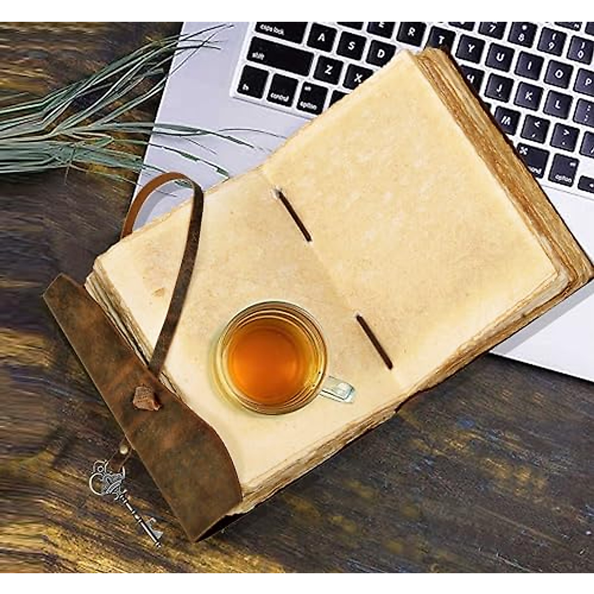 cuero Compass Vintage Leather Journal Antique Handmade Bound Journal with Deckle Edge Paper Diary Leather Sketchbook Drawing Journal Notebook Great Gift Men & Women (6X8 Inch)