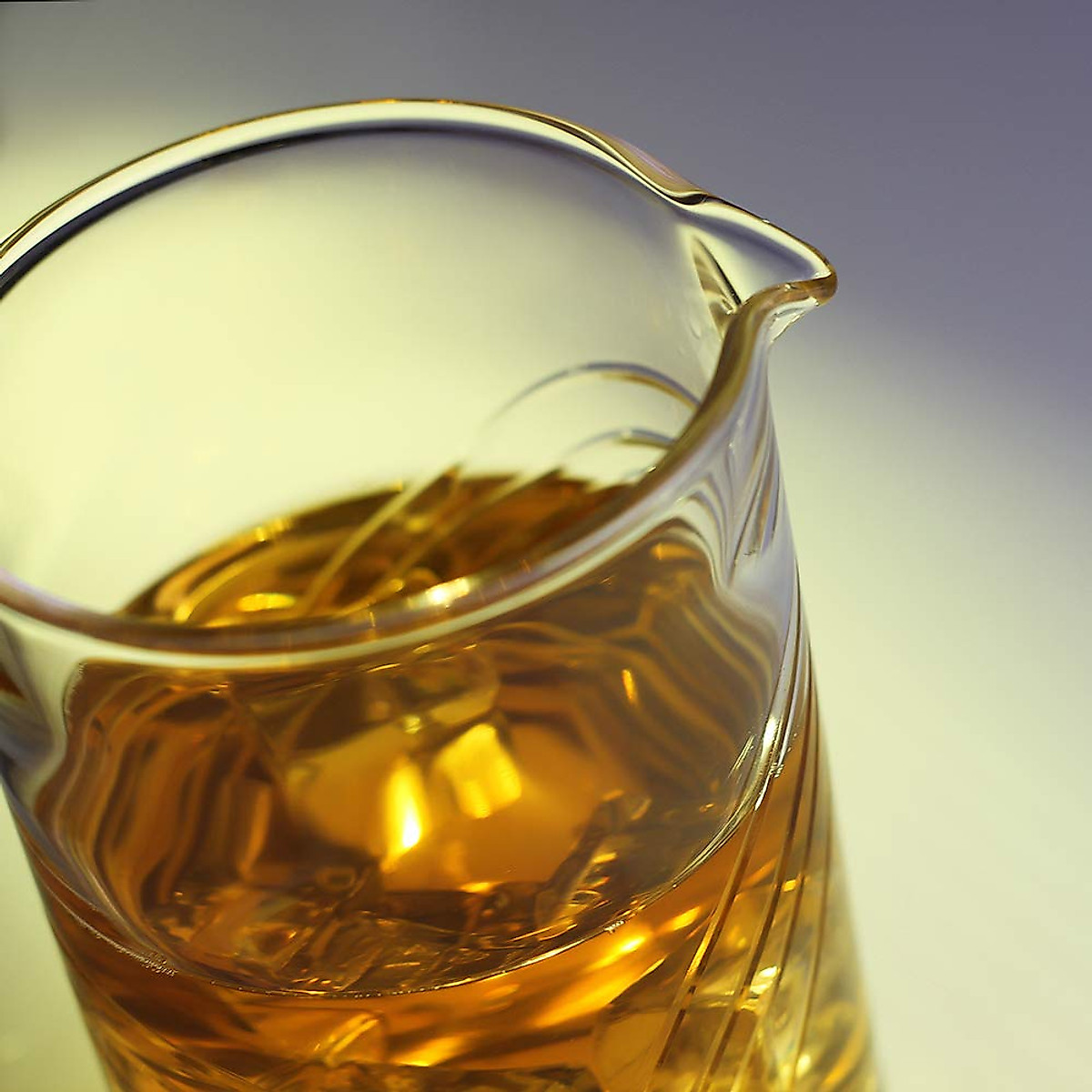 Cocktail Mixing Glass,Crystal Seamless Mixing Pitcher with Thick Bottom,Premium Stir Glass for Home and Bar,20oz, Perfect Yarai style Pitcher for Stirring Drinks