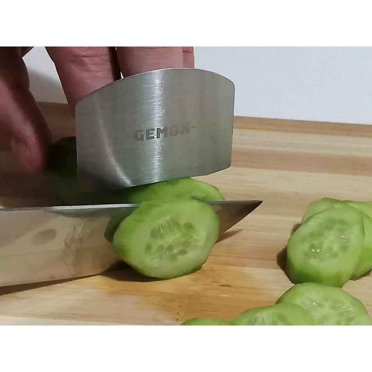 GEMOX Stainless Steel Finger Guard for Slicing - Cutting Protector to Avoid Accidents when Chopping and Kitchen Safe Chop Cut Tool
