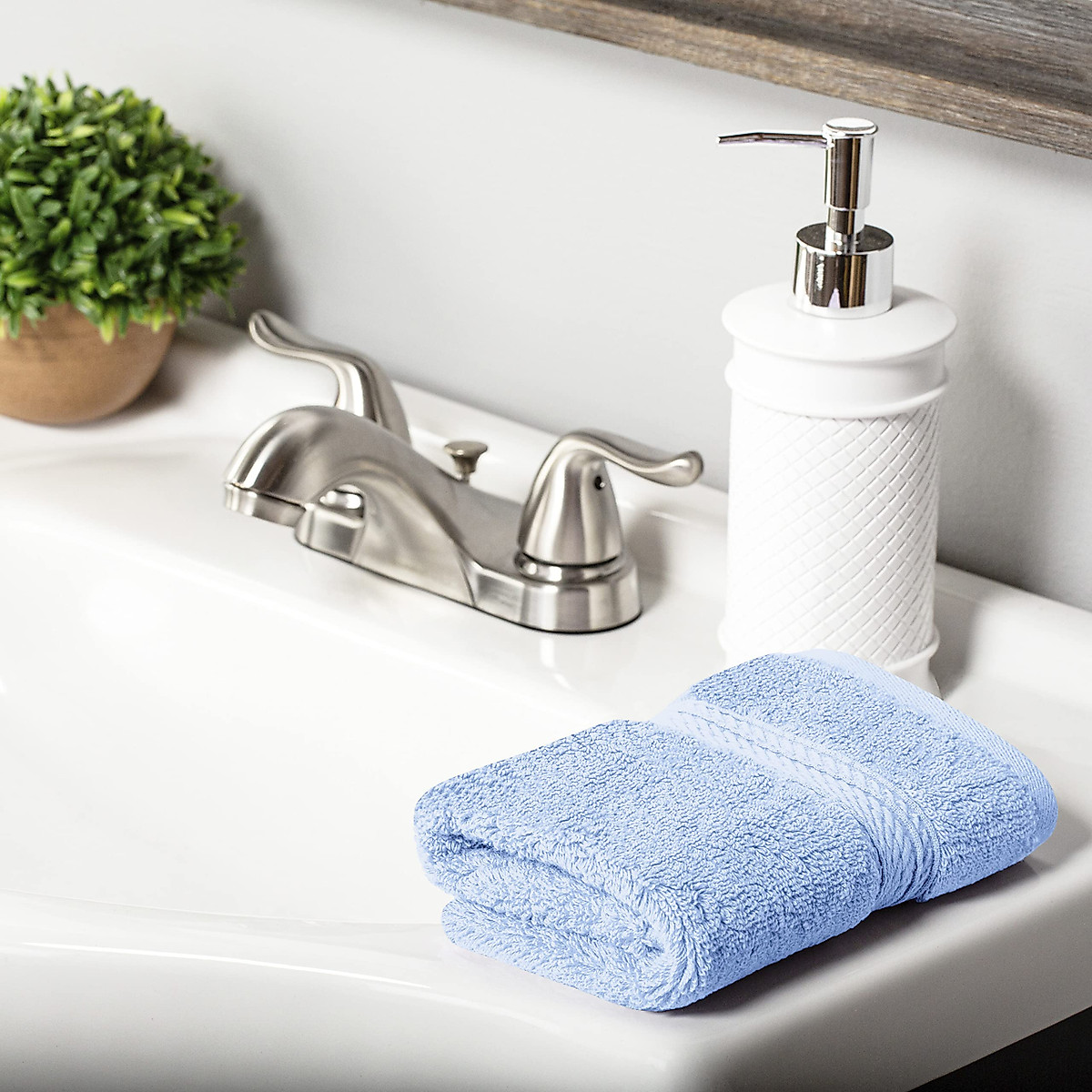 Superior Egyptian Cotton Pile 10 Piece Towel Set, Includes 2 Bath, 4 Hand, 4 Face Towels/Washcloths, Ultra Soft Luxury Towels, Thick Plush Essentials, Guest Bath, Spa, Hotel Bathroom, Light Blue