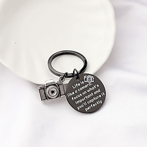 FUSTMW Photographer Gift Camera Charm Keychain Wedding Photographer Gift Camera Gifts (Black)