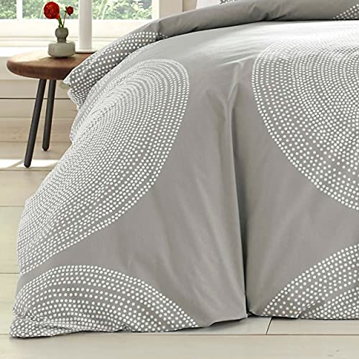 Marimekko - Queen Comforter Set, Smooth Cotton Percale Bedding with Matching Shams, Medium Weight Home Decor (Fokus Grey, Queen)