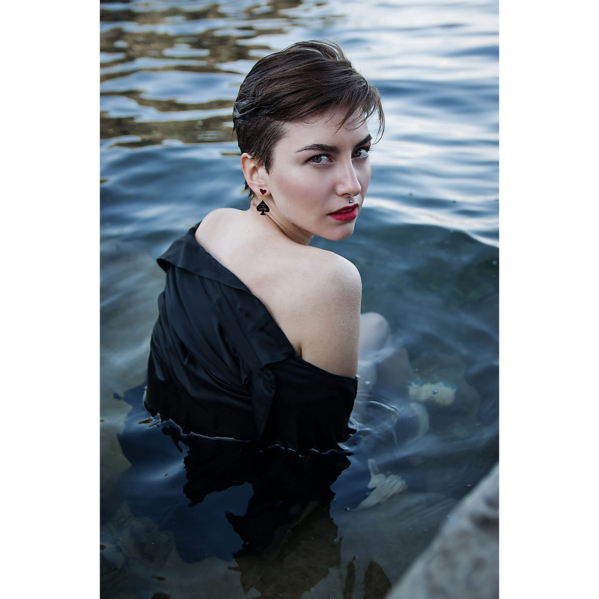 Poker Earrings - Black Heart Dangly Earrings for,Red Heart Alice in Wonderland Earrings,Poker Gifts Queen of Hearts Cool Earrings for Women