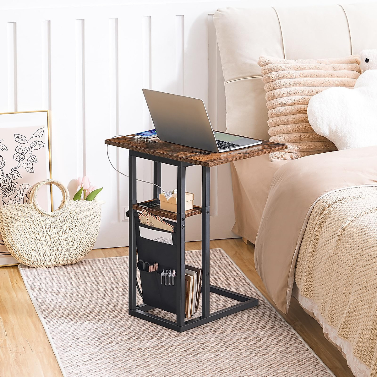 HOOBRO C Shaped Side Table with Charging Station, Foldable End Table with Storage Bag, Sofa Couch Table Snack Table for Small Space in Living Room, Bedroom, Rustic Brown and Black BF101USF01