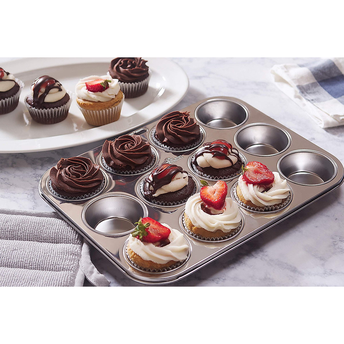 Fox Run 12-Cup Muffin and Cupcake Baking Pan, 10.5 x 13.75 x 1.25 inches, Silver