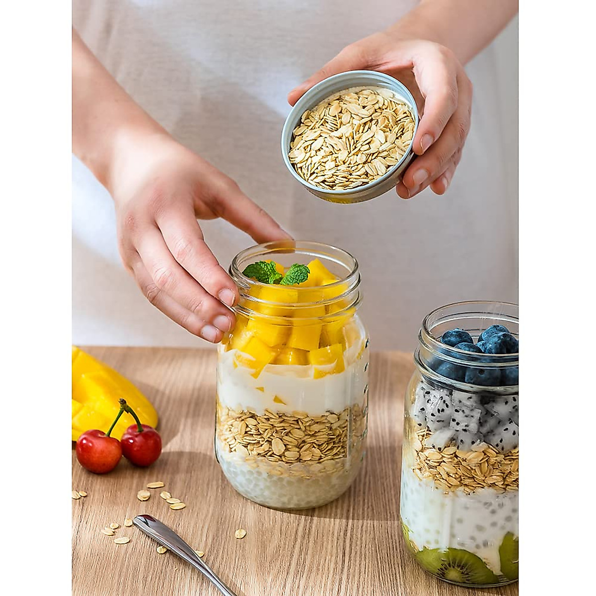 30 Pcs Regular Mouth Mason Jar Lids ，Leak Proof Secure Mason Storage Solid Caps，Metal Mason Canning Lids Decorative Mason Jar Caps for Food Storage.