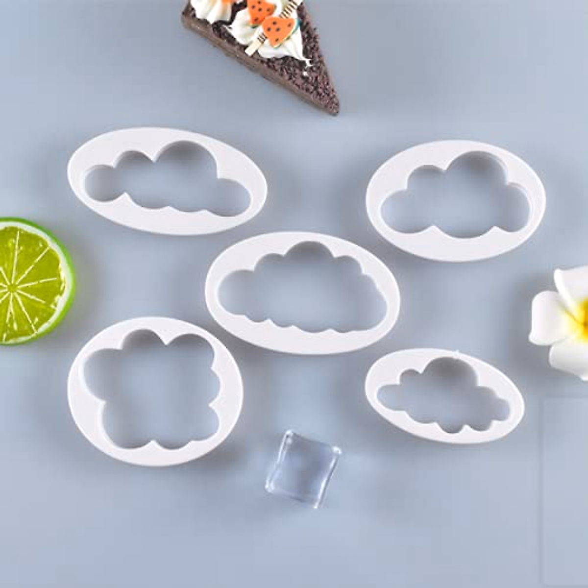 KDDOM 5 PCS Plastic Fluffy Fondant Cloud Cutters, 3D Cloud Embossing Molds for Sugarcraft Cake Decorating, Cupcake Topper