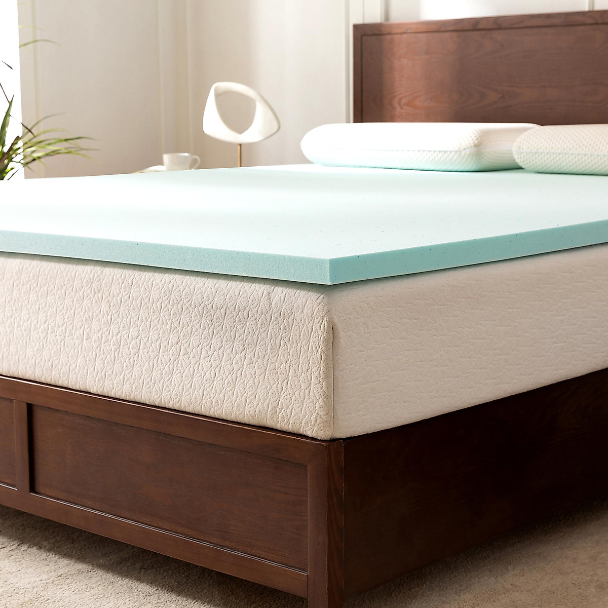 Elegant Comfort 2 Inch Premium Ventilated Memory Foam Mattress Topper - Optimizes Airflow - CertiPUR Certified - Mattress Pad and Bed Topper - Queen Size