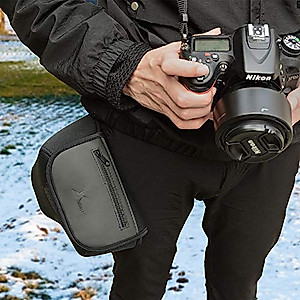 XCSOURCE Camera Pouch Case Protective Pouch DSLR SLR Camera Bag with Neoprene Protection (Black) Compatible for Nikon, Canon, Olympus, Panasonic, Pentax, Samsung, Sony and Others More