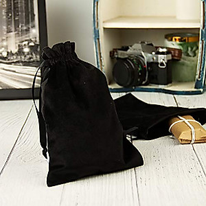 WRAPAHOLIC Velvet Tarot Rune Bag - 6 Pack Velvet Bags 6 x 9 Inches for Cards, Game Pieces, Jewelry, Wedding Party Gift Wrap - Black, Forest Green and Wine