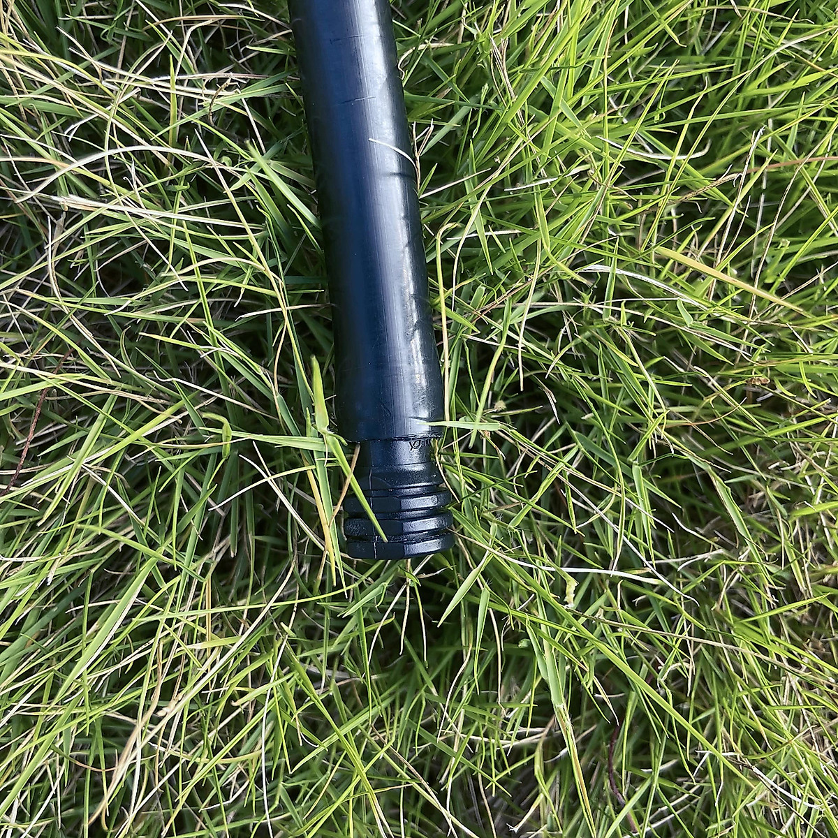 La Farah 1/2 inch Drip Irrigation Fittings, Barbed End Plug Connector Fit 1/2" Irrigation Tubing (0.52" ID x 0.65" OD), End Cap Plastic Plug Nuts - Pack of 10