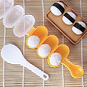 MXY Rice Ball Mould Shaker Sushi Roll Maker Kitchen Tools for Shake DIY Lunch with a Mini Rice Paddle (L-819)