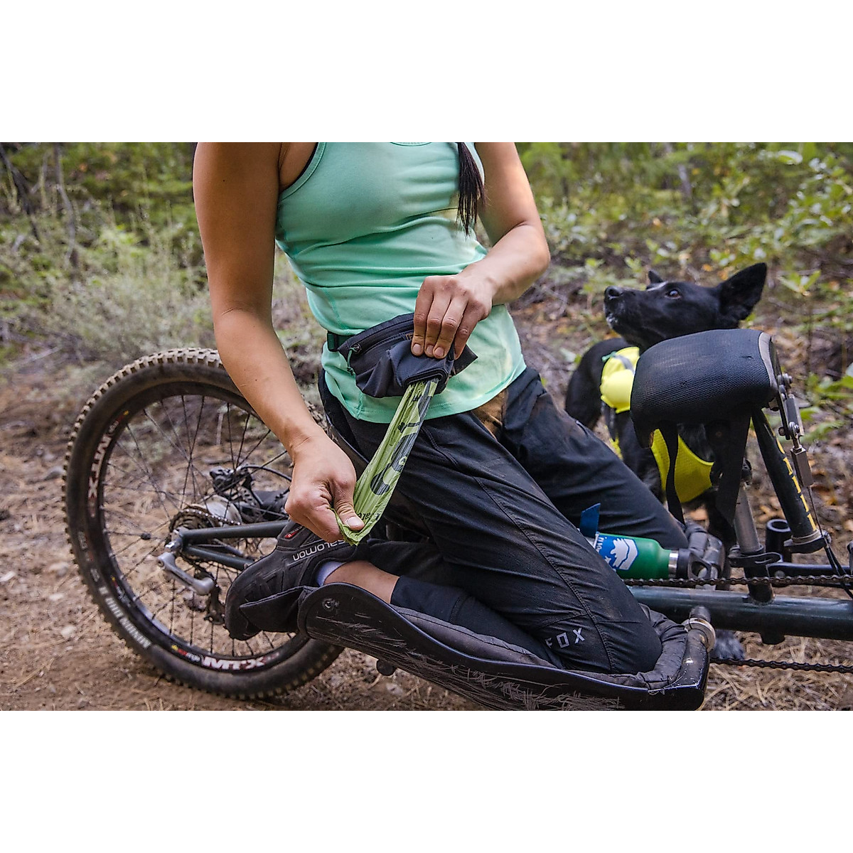 Ruffwear, Pack Out Bag, Pick-up Bag Holder and Dispenser for Dog Walking, Basalt Gray, Large