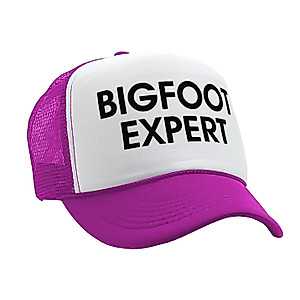 Bigfoot Expert - Sasquatch Squatchin Hunter - Vintage Retro Style Trucker Cap Hat (Neon Pink)