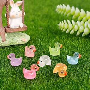 FRIUSATE 100 PCS Tiny Ducks Miniature Resin Duck Glow in The Dark Ducks Mini Figures Micro Landscape Aquarium Dollhouse Ornament Potted Plants DIY Decoration for Prank Party Favor, Ducks Luminous