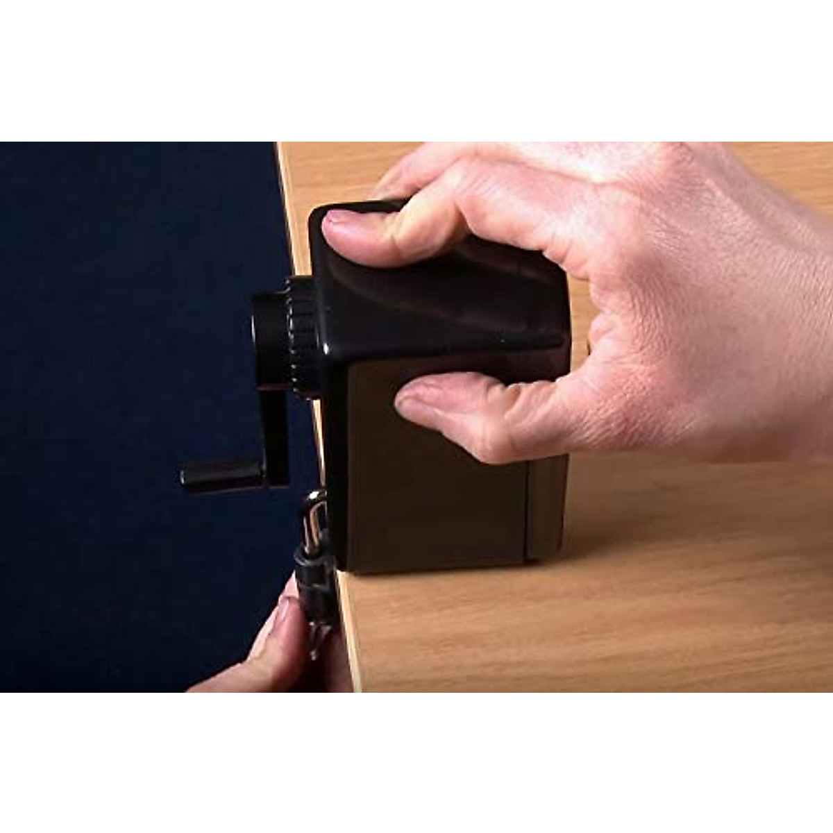 Derwent Super Point Mini Manual Pencil Sharpener (2302000), Black