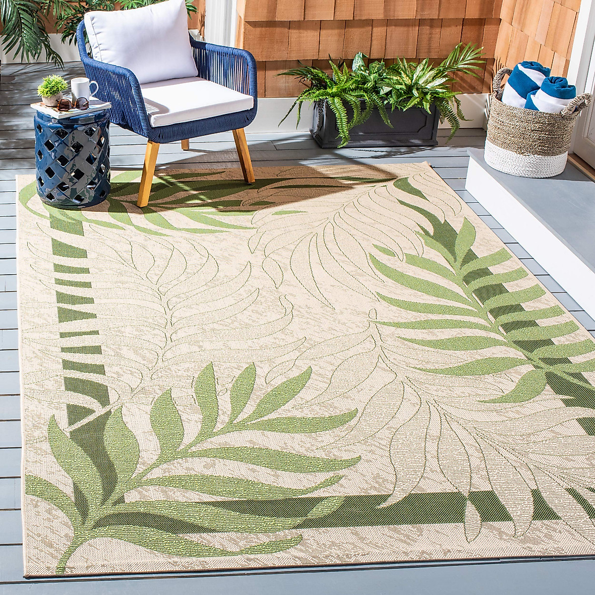 SAFAVIEH Courtyard Collection Accent Rug - 4' x 5'7", Cream & Green, Non-Shedding & Easy Care, Indoor/Outdoor & Washable-Ideal for Patio, Backyard, Mudroom (CY7836-14A5)