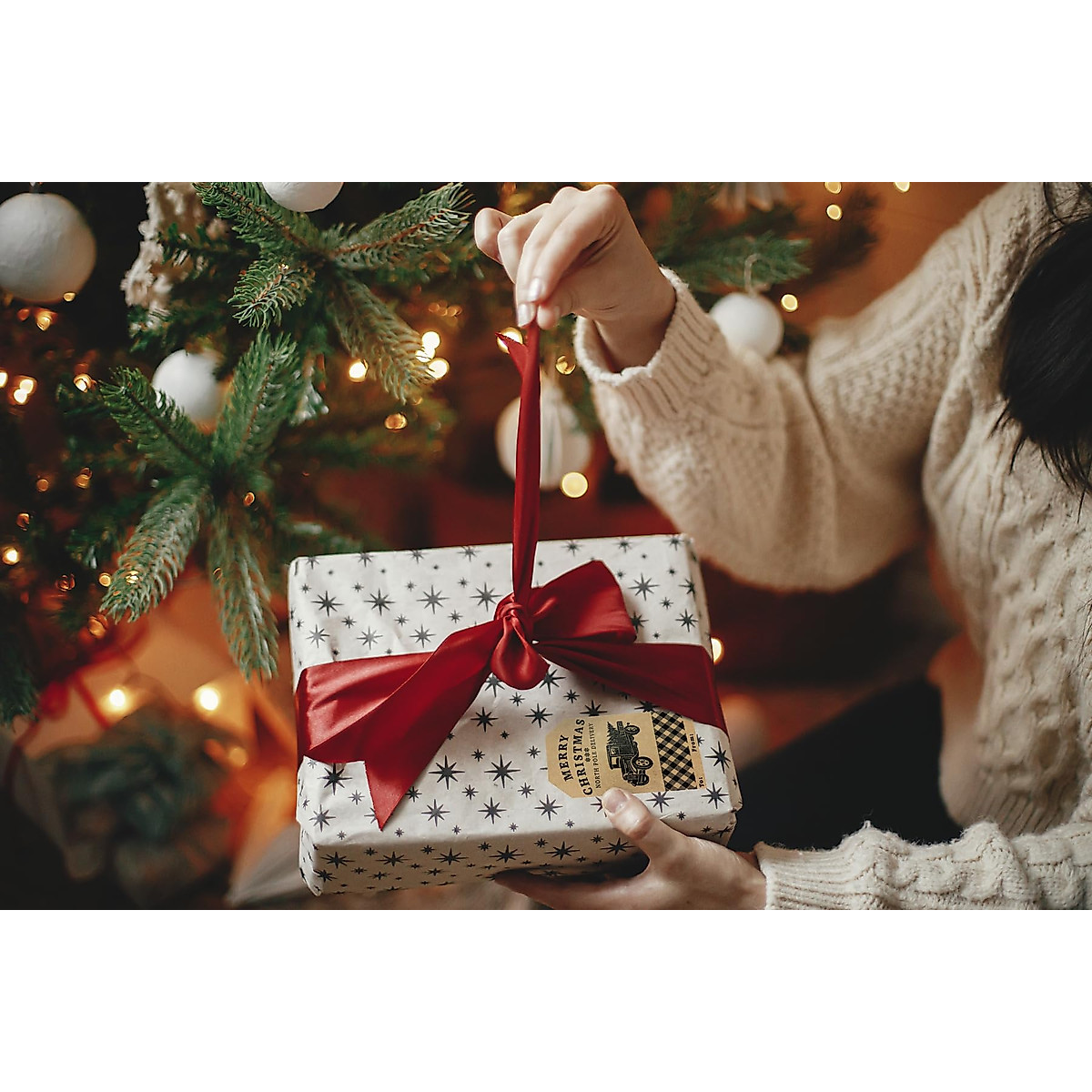 Natural Kraft Gift Tags Holiday Present Stickers 4 Different Designs 2 x 3 Inch 100 Total Labels