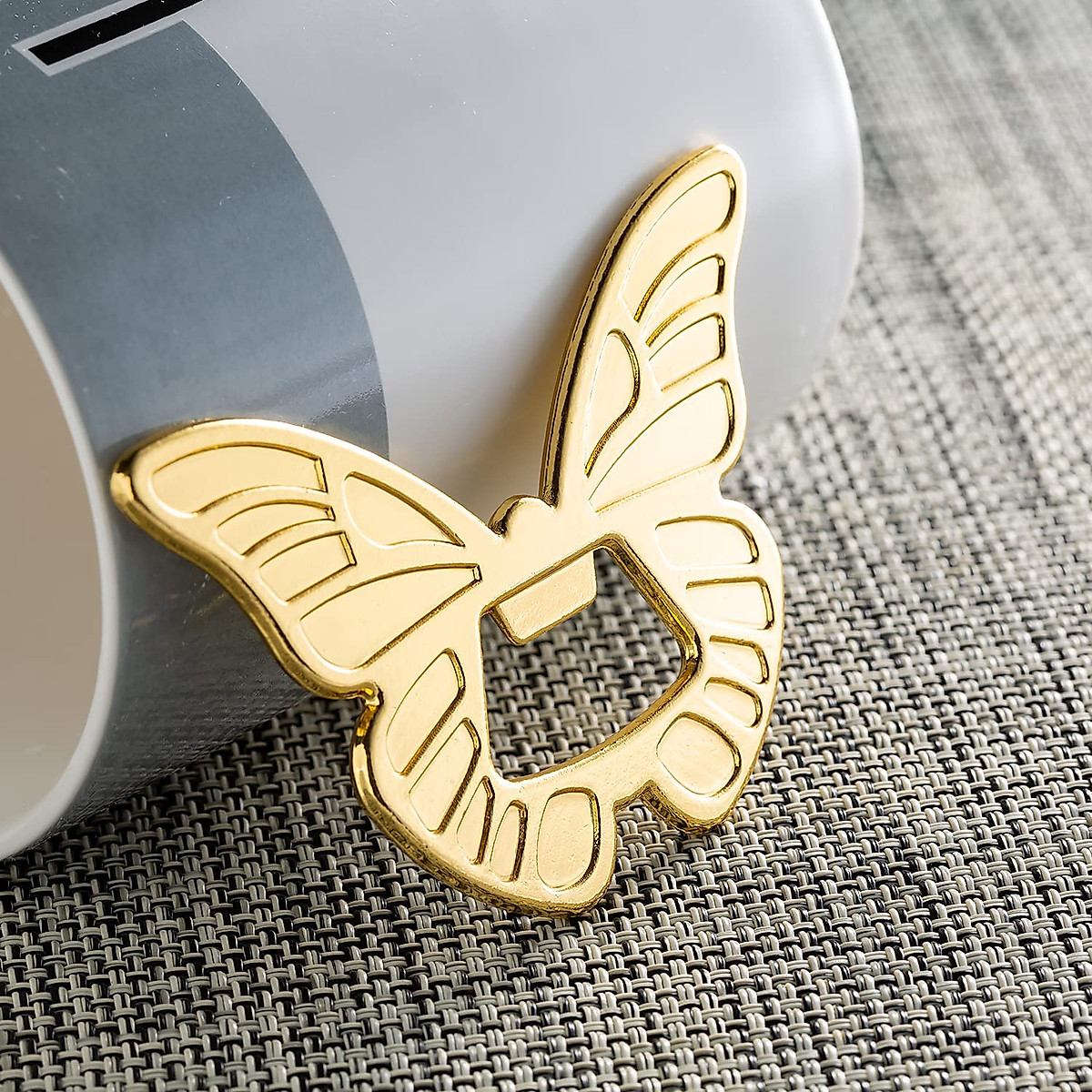 Wxzumg 15 Packs Butterfly Bottle Openers with Gift Box for Wedding Party Favors，Creative Baby Shower Gifts，Decorations or Bridal Shower Souvenirs for Guests