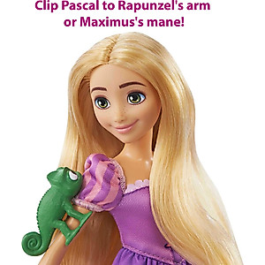 Mattel Disney Princess Toys, Rapunzel Fashion Doll & Maximus Horse Set with Saddle, Brushable Tail, Styling Accessories & Pascal Figure