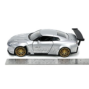 Jada Toys I Love The 2000’s 1:24 2009 Nissan GT-R (R35) Ben Sopra Die-Cast Car, Toys for Kids and Adults, Silver