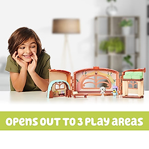 Bluey School Friends - Calypso's School Playset, 2.5-3" Chloe posable Figures & Playset