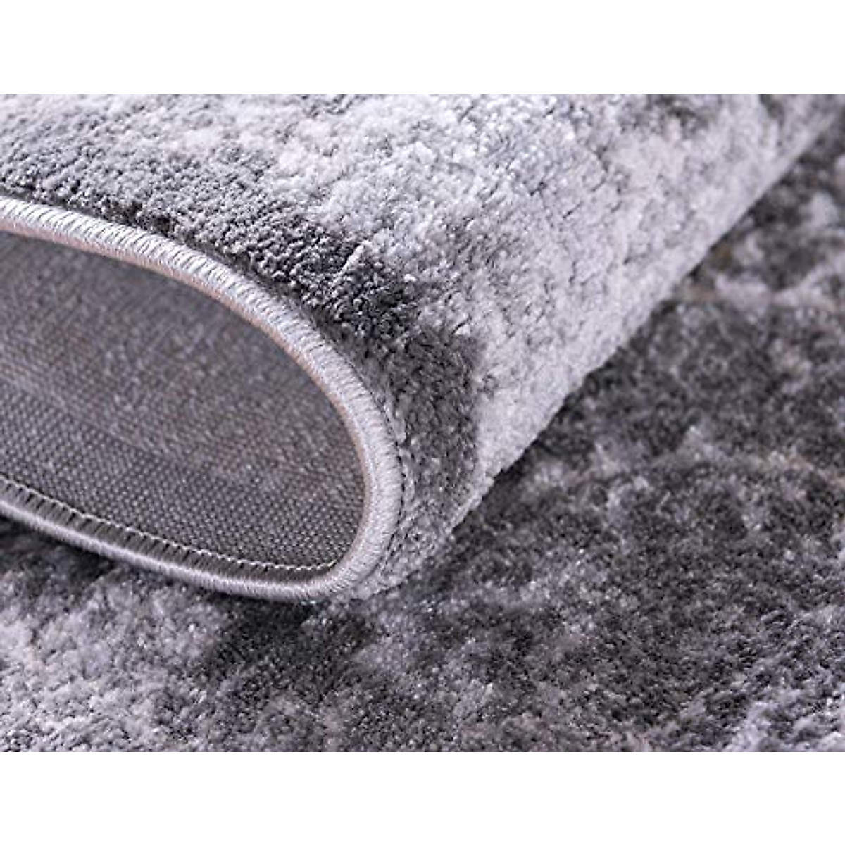 Unique Loom Leila Collection Distressed, Traditional, Vintage, Geometric, Border, High-Low Pile Area Rug (3' 3 x 5' 3 Rectangular, Gray/Ivory)