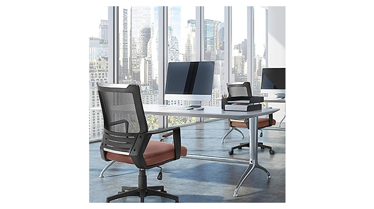 Yaheetech Ergonomic Mesh Office Chair - Comfortable Design