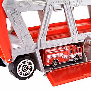 Matchbox Fire Rescue Hauler Playset Themed Hauler with 1 Fire-Themed Vehicle, Holds 16 Cars, Easy-Release Ramp, 8 Accessories & Storage, for Kids 3 Years Old & Up