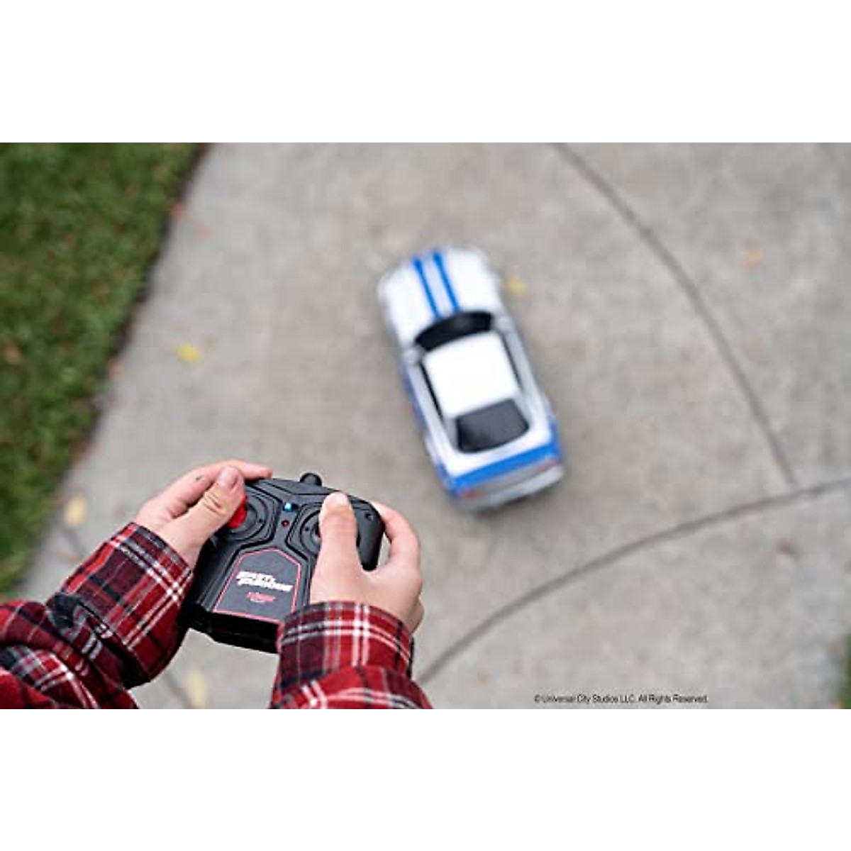 Jada Toys Fast & Furious Brian's Nissan Skyline GT-R (Bnr34)- Ready to Run R/C Radio Control Toy Vehicle, 1: 16 Scale, Silver and Blue, (99370)