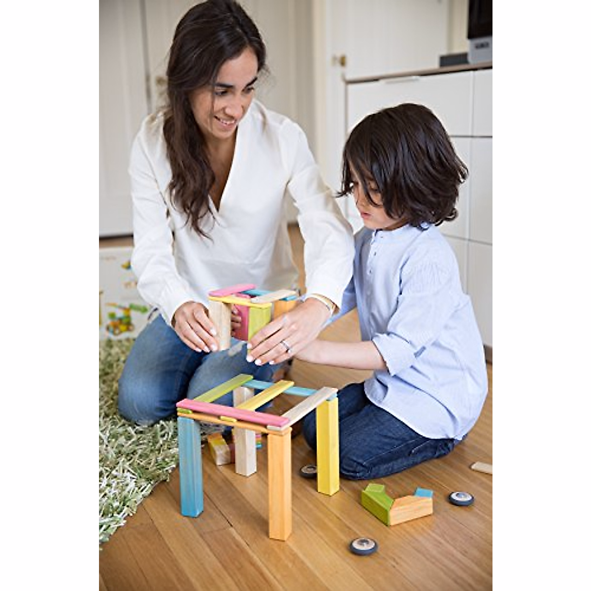 8 Piece Tegu Pocket Pouch Magnetic Wooden Block Set, Tints